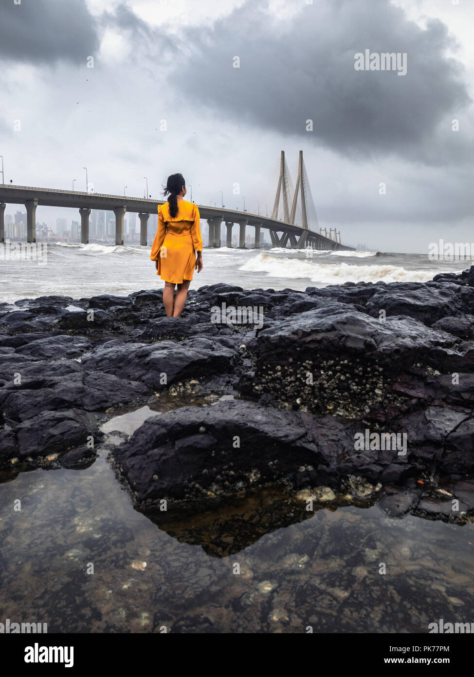 Mumbai bandra worli sea link hi-res stock photography and images - Alamy
