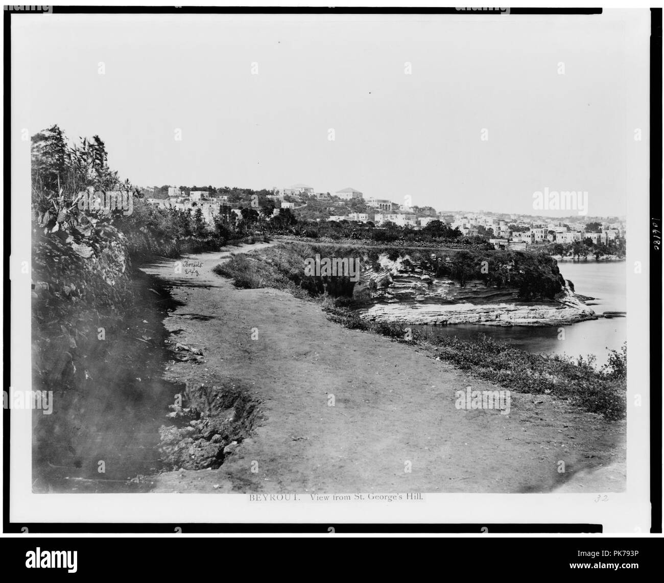 St georges hill Black and White Stock Photos & Images - Alamy