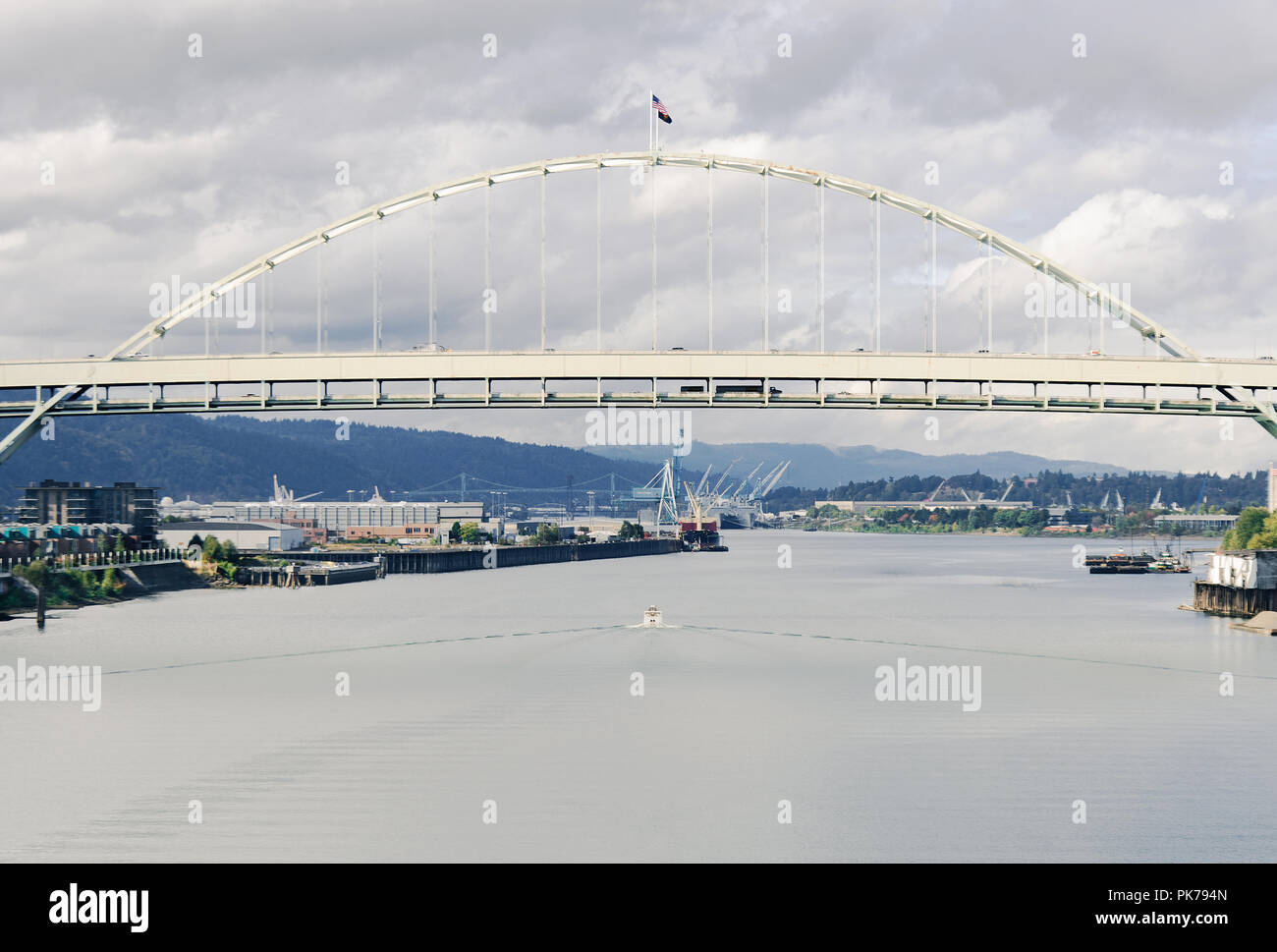 Interstate 5 bridge hi-res stock photography and images - Alamy
