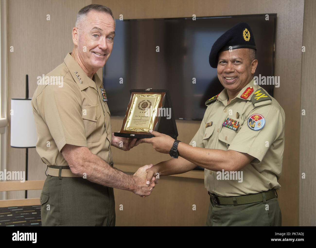 Bangladeshi navy hi-res stock photography and images - Alamy