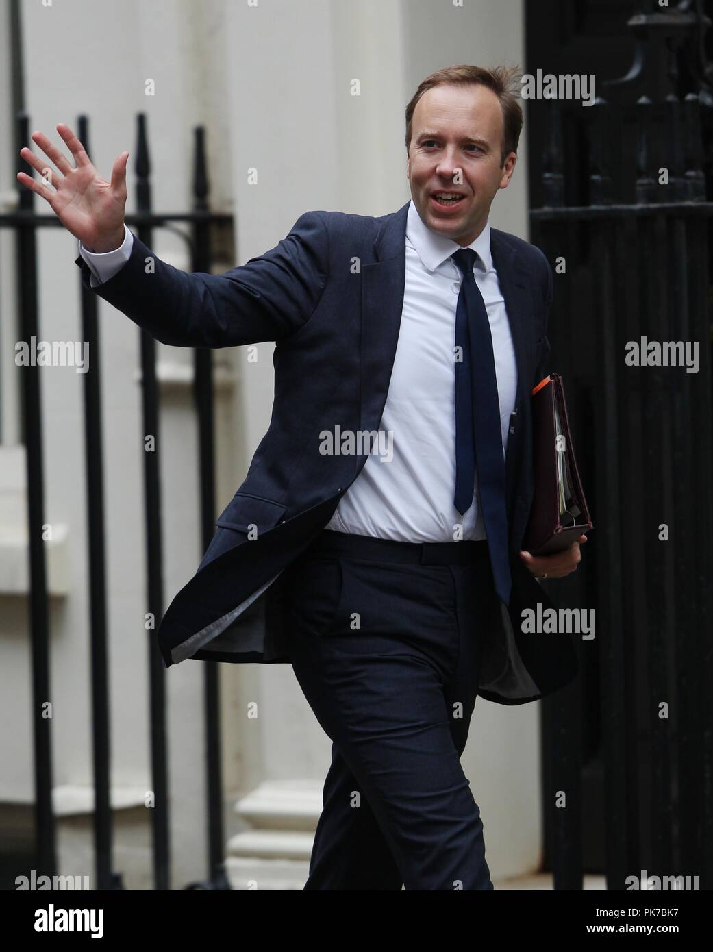 Matt hancock mp hi-res stock photography and images - Alamy