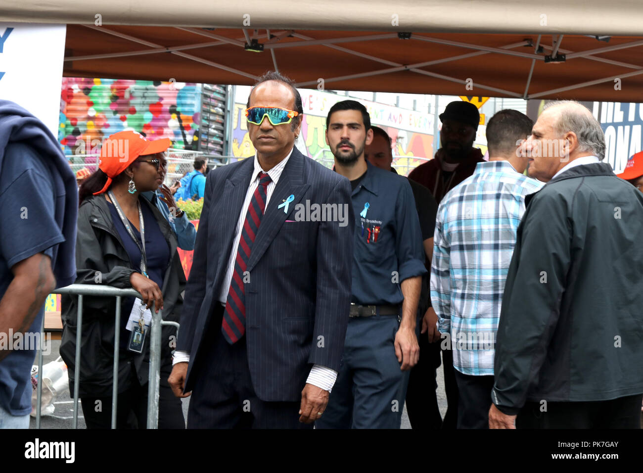 9 11 ribbon hi-res stock photography and images - Alamy