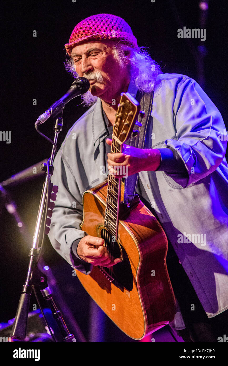 American musician david crosby hi-res stock photography and images - Alamy