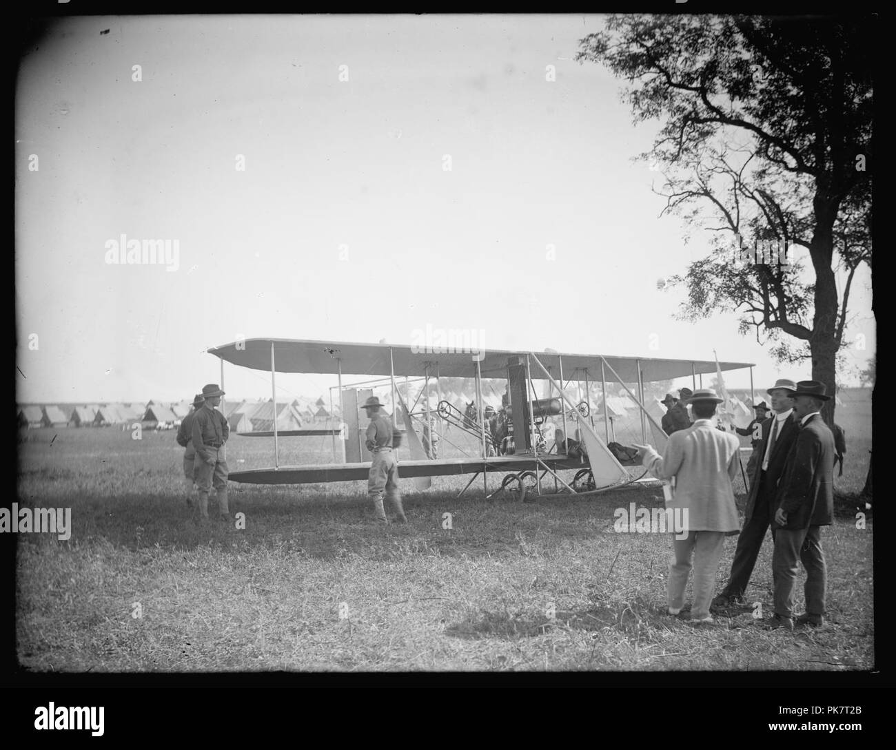 Archival bi plane hi-res stock photography and images - Alamy