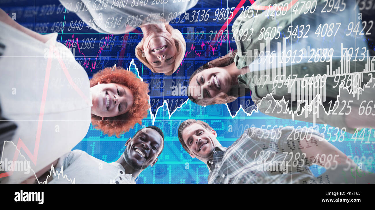 People looking up low angle hi-res stock photography and images - Alamy