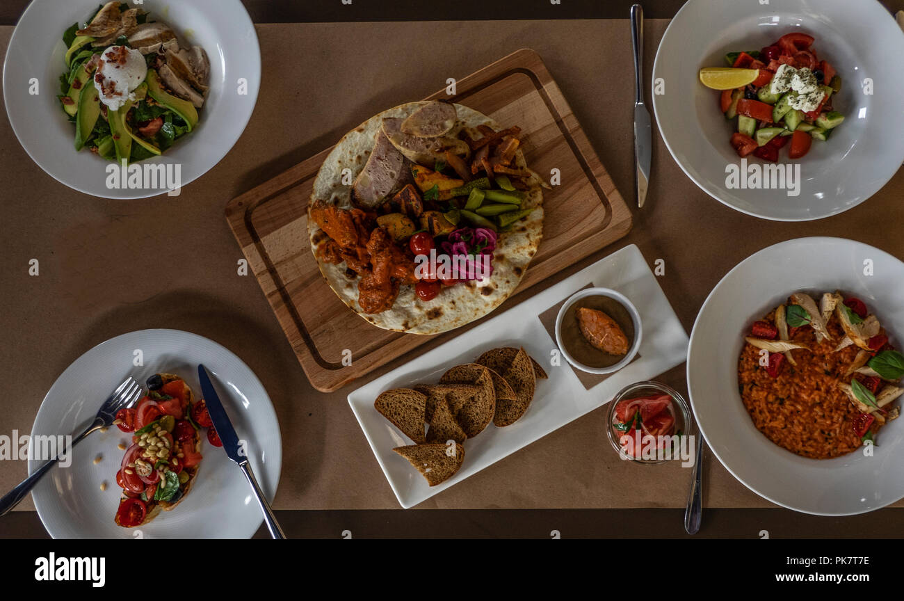 serving dining table Stock Photo - Alamy