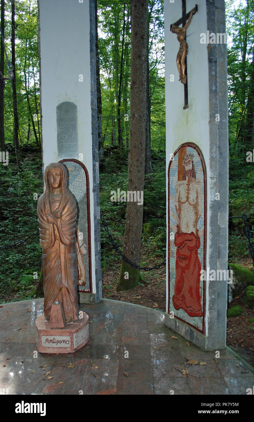 Statue of Jesus inside chapel at Jama Pod Krenom dedicated to the ...