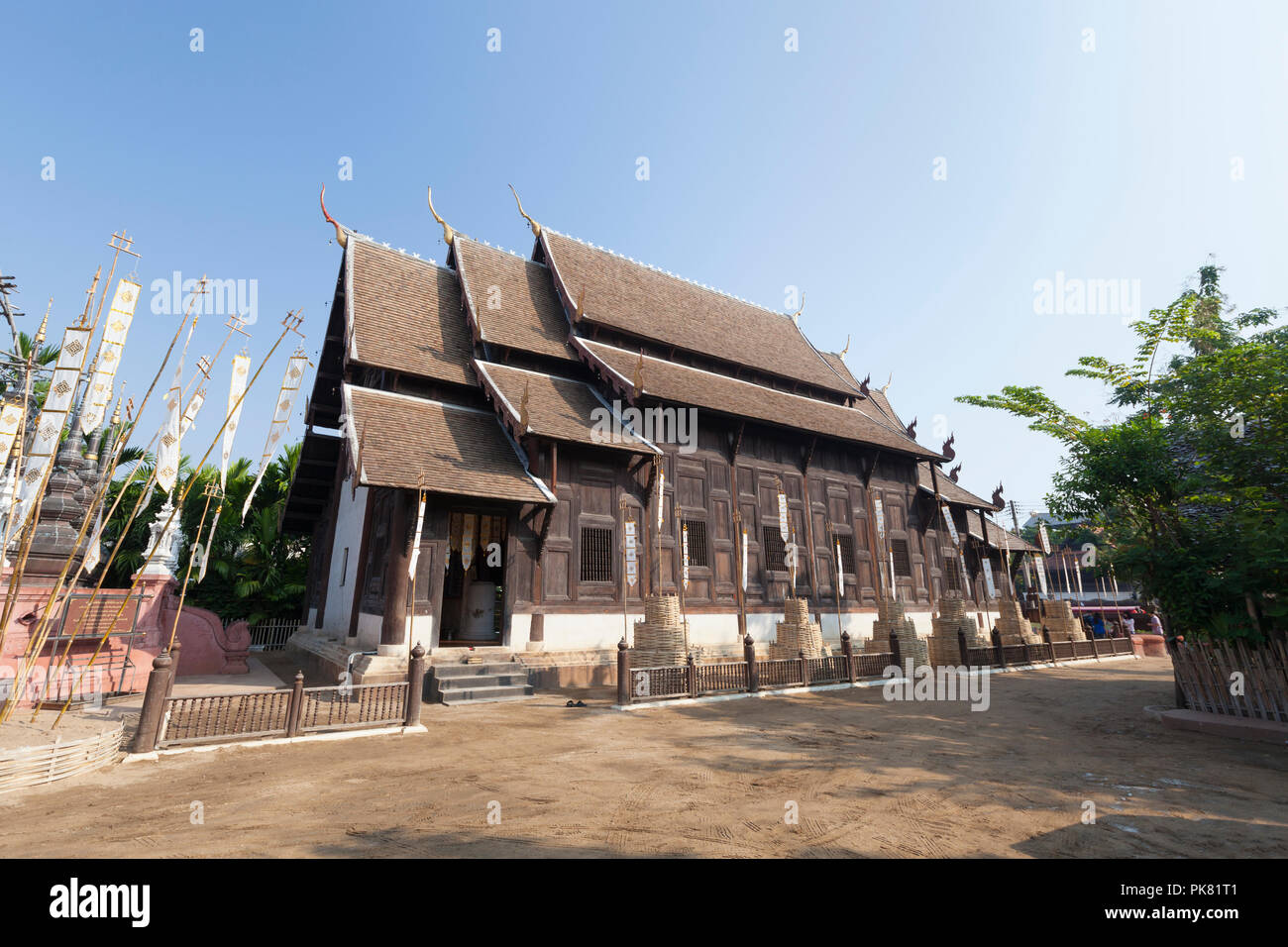 Wat phan tao temple hi-res stock photography and images - Alamy