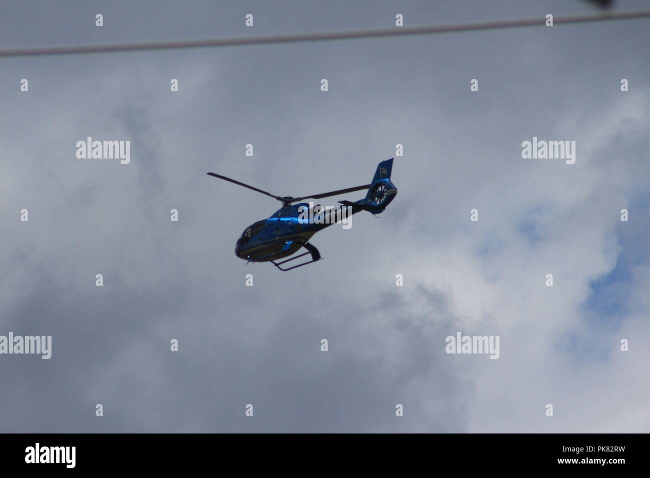 Helicopter blue hi-res stock photography and images - Alamy