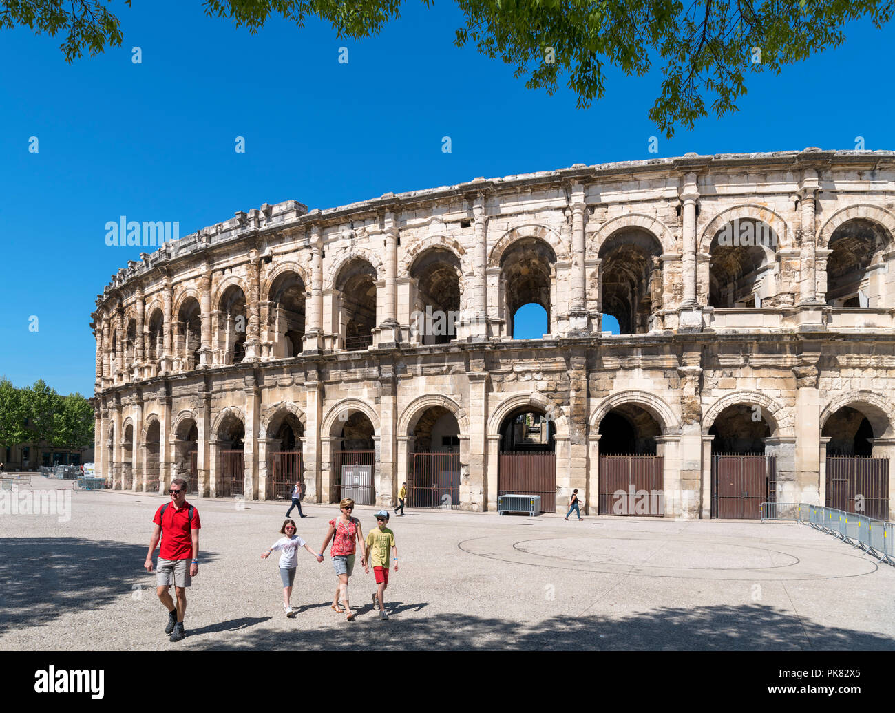 Arenes nimes hi-res stock photography and images - Alamy