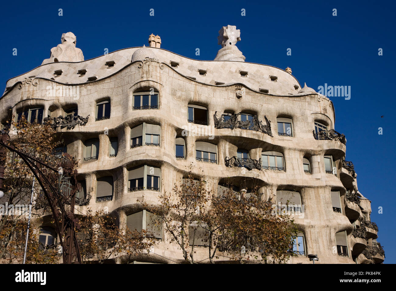 Artist gaudi hi-res stock photography and images - Alamy