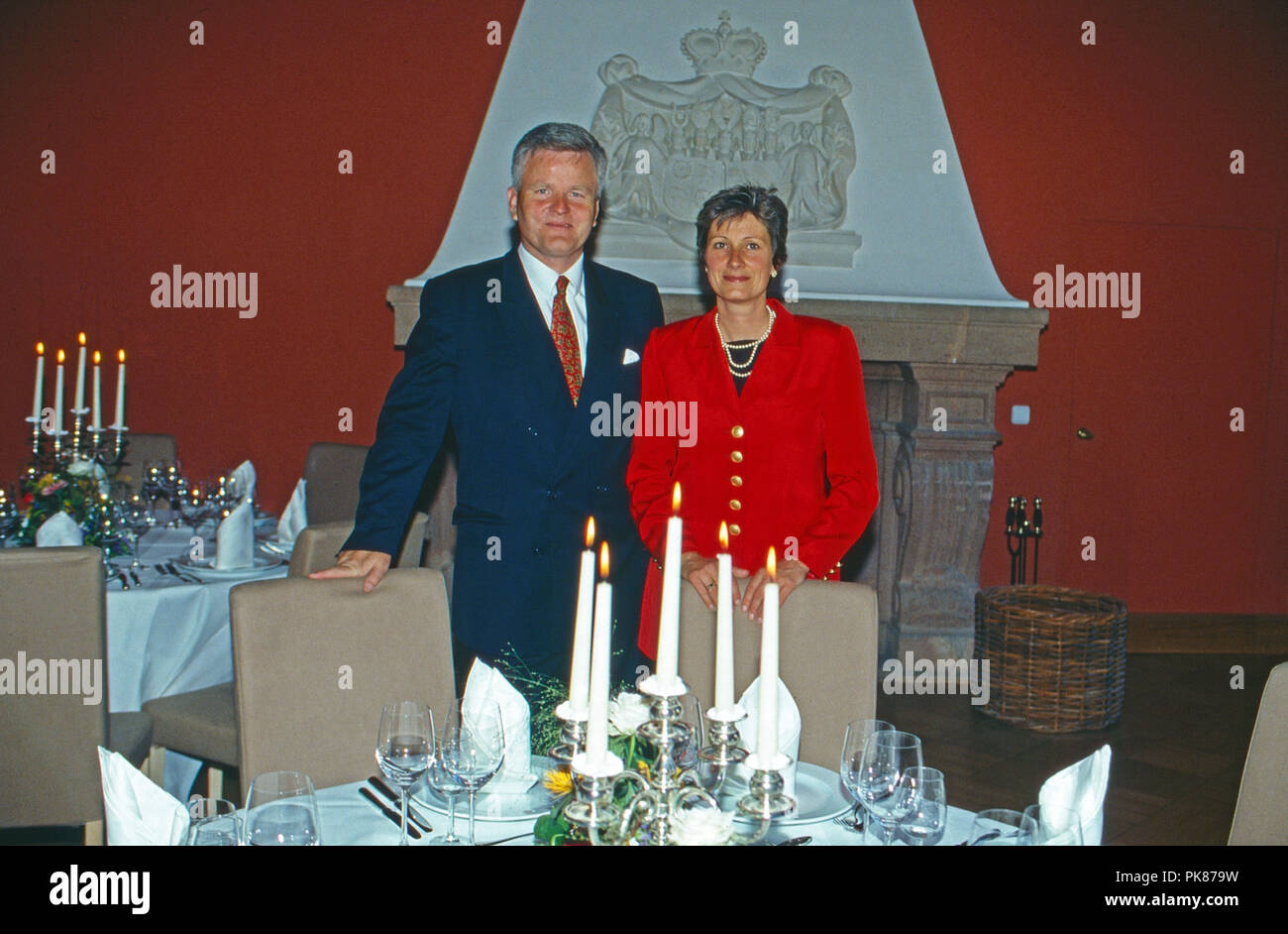 Georg zur Lippe und Gattin Alexandra nach der Wiedereinrichtung von ...