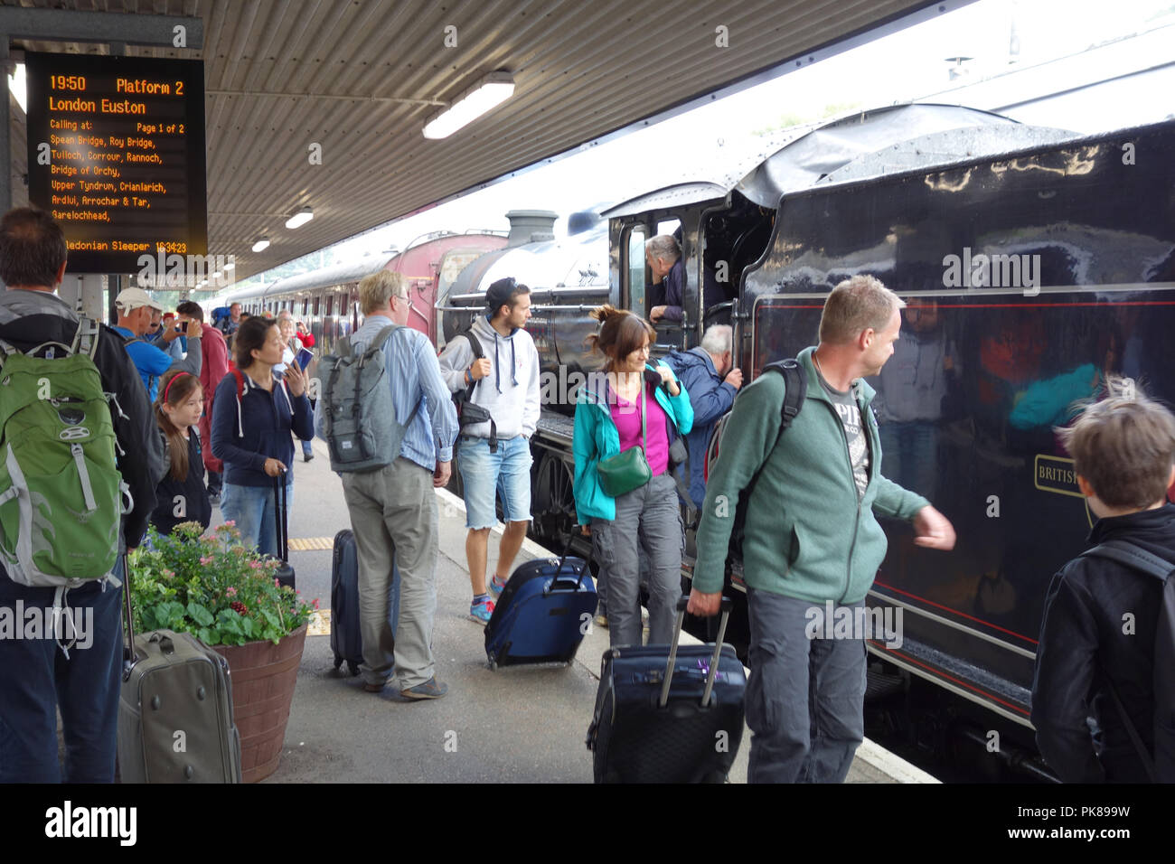 The Jacobite Steam Locomotive 62005 Waiting at the Platform in Fort ...