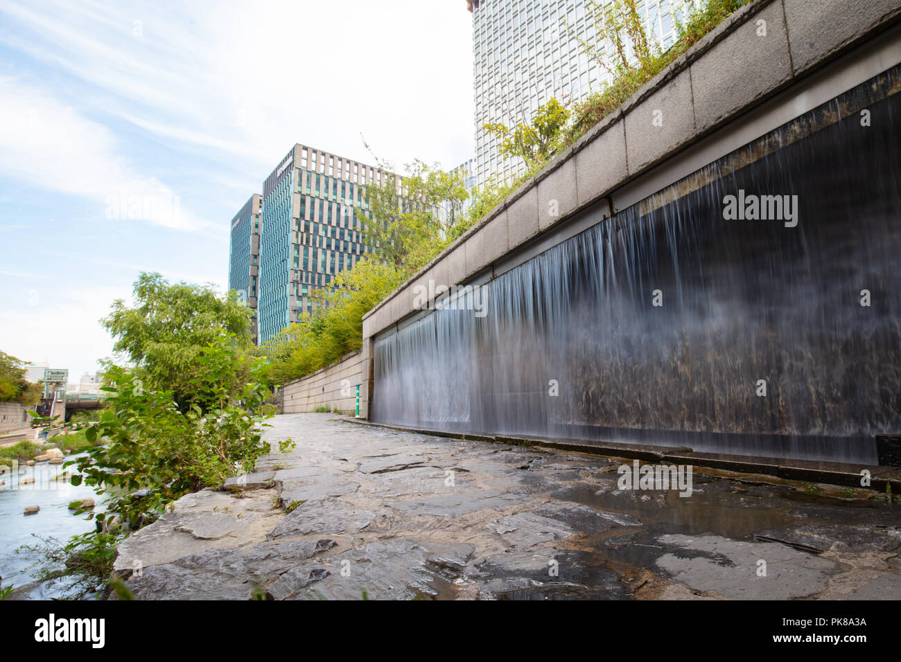 Cheonggyecheon River in Seoul Stock Photo - Alamy