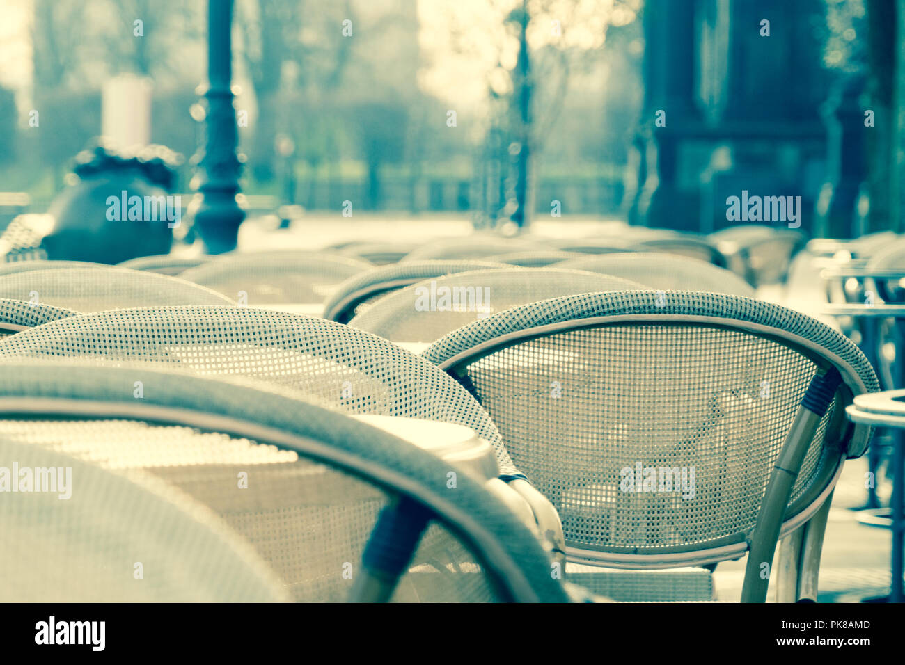 Street food table and chairs hi-res stock photography and images - Alamy