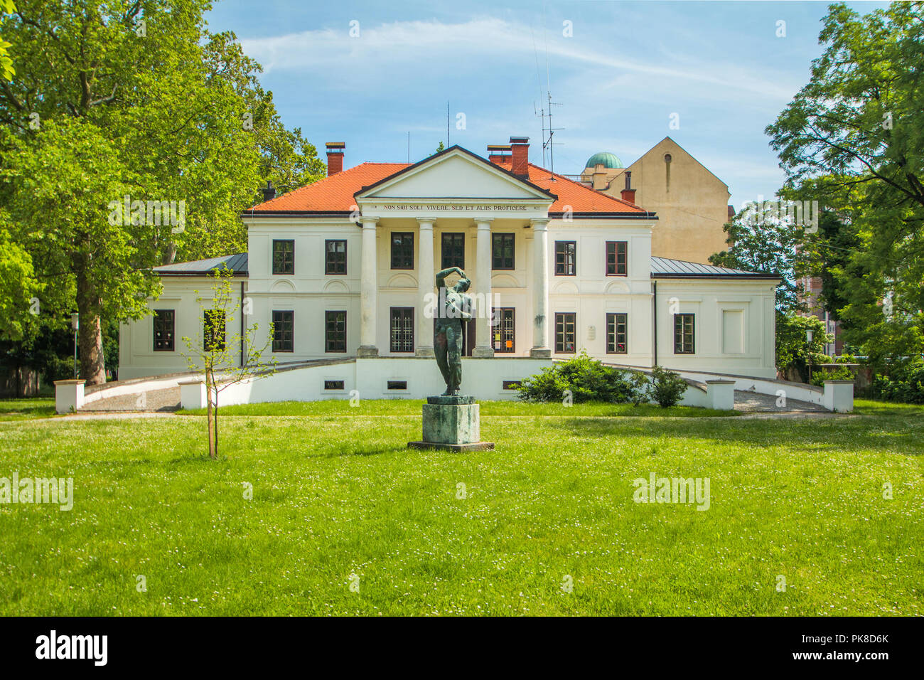 Observatory palace hi-res stock photography and images - Alamy