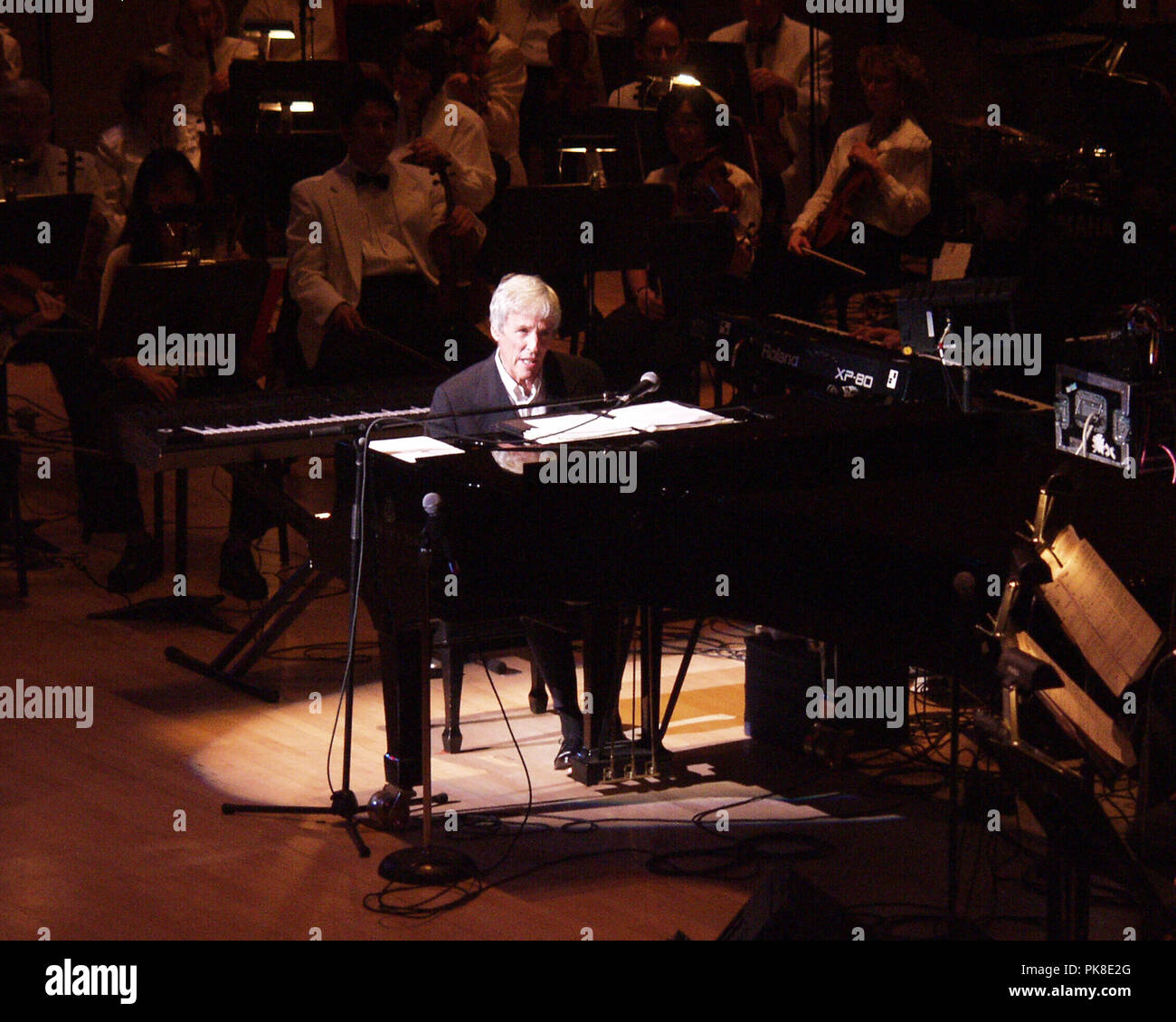 Burt bacharach hi-res stock photography and images - Alamy