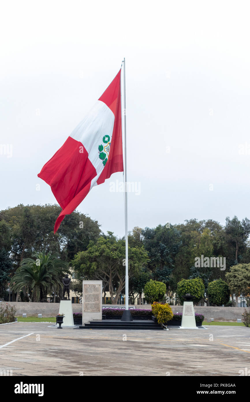 Park with the flag of Peru Stock Photo - Alamy
