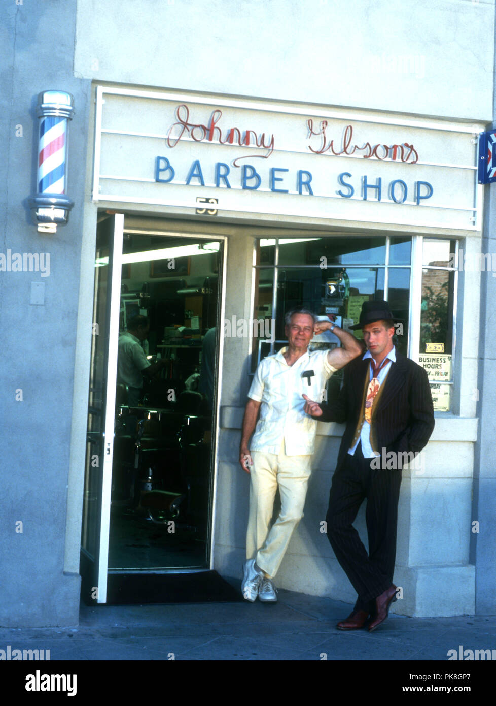 TUCSON, ARIZONA - SEPTEMBER 24: (EXCLUSIVE) (L-R) Barber Johnny Gibson ...