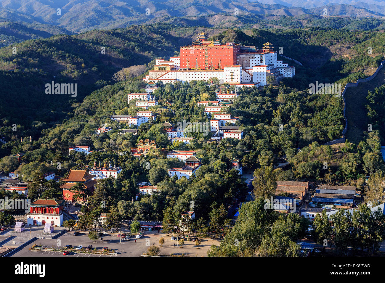 Imperial mountain resort chengde china hi-res stock photography and ...