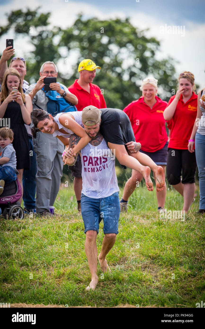 Wet games hi-res stock photography and images - Alamy