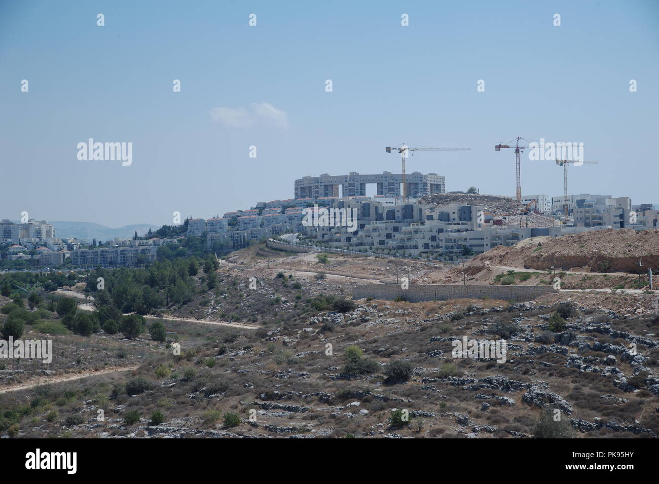 build new city Stock Photo - Alamy