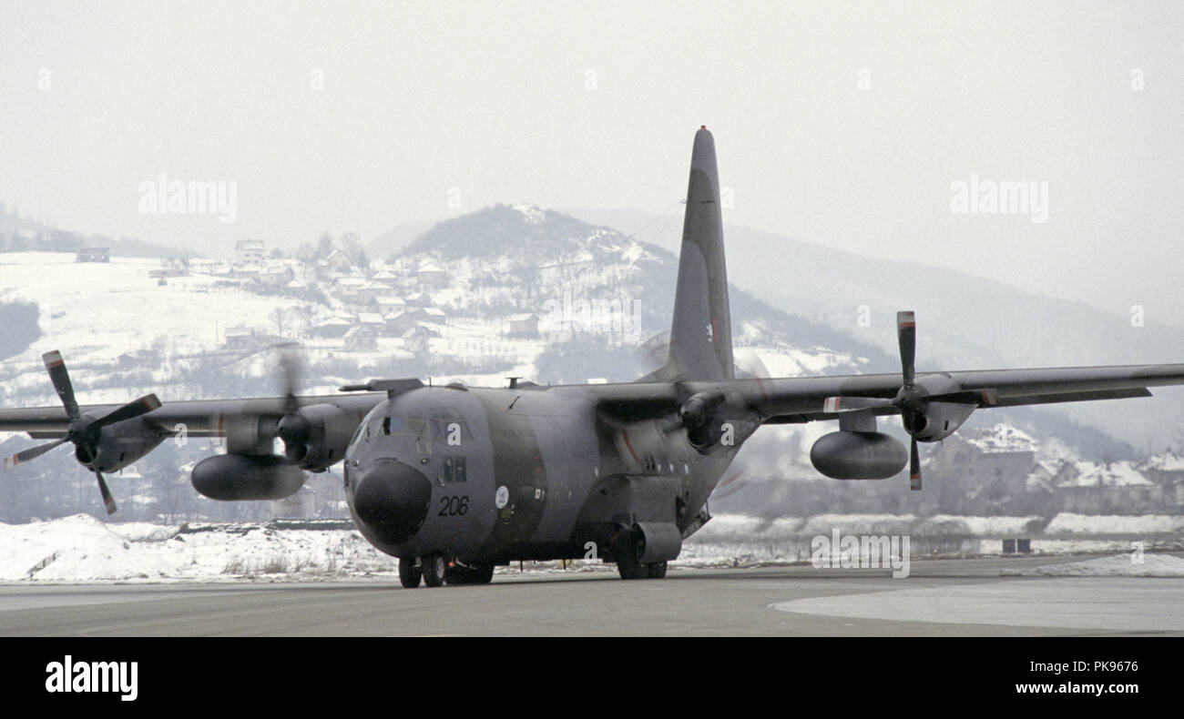 8th March 1993 During the Siege of Sarajevo: as snow falls, a British ...