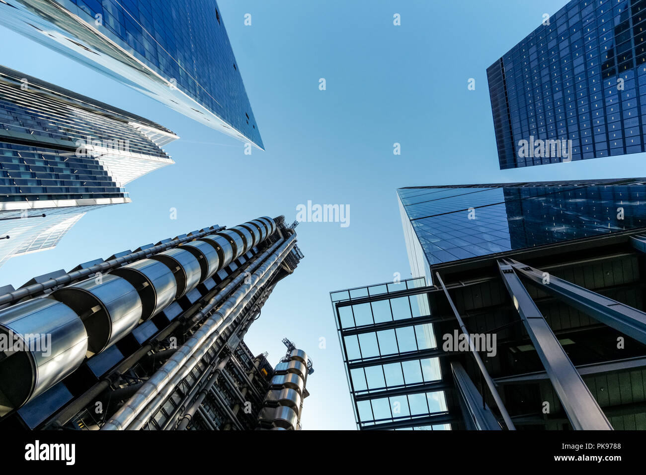 Lloyd's building, 122 Leadenhall Street The Cheesegrater, St. Helen's ...