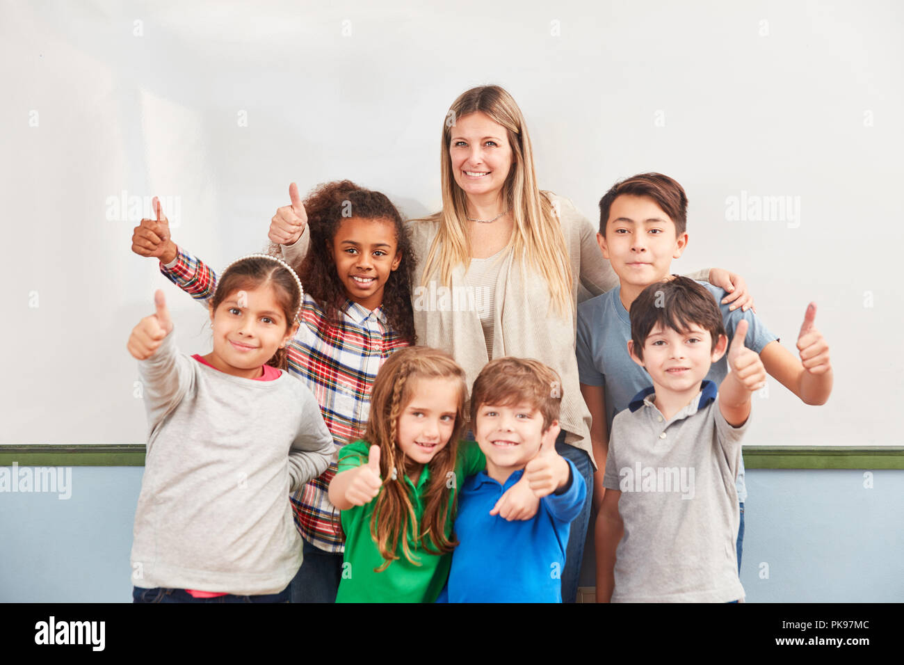 School integration hi-res stock photography and images - Alamy