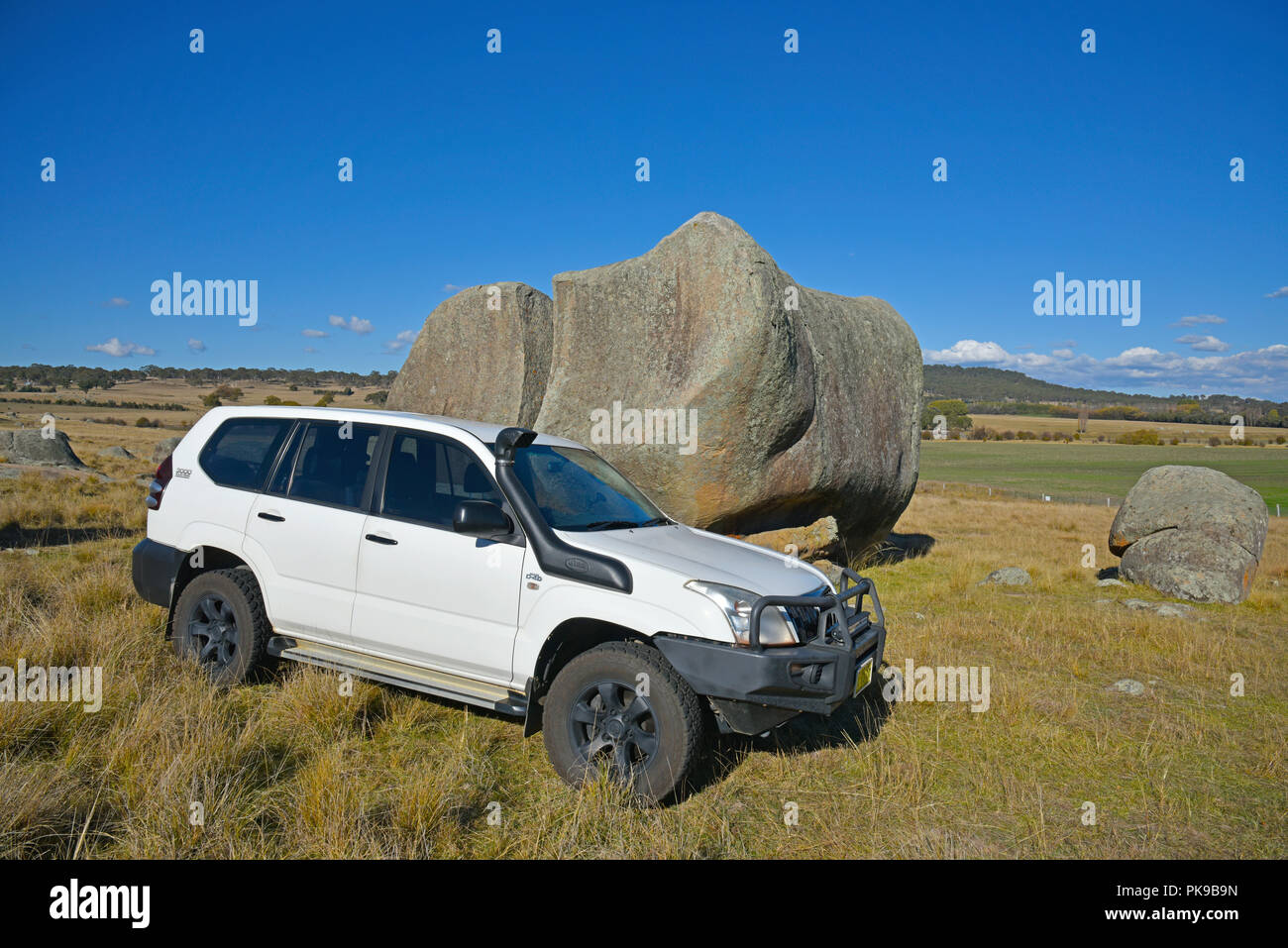 Toyota prado white hi-res stock photography and images - Alamy