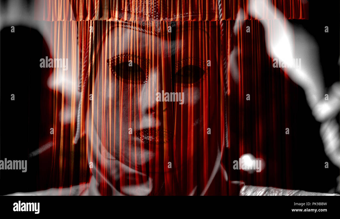 Opera ghost mask theater hi-res stock photography and images - Alamy
