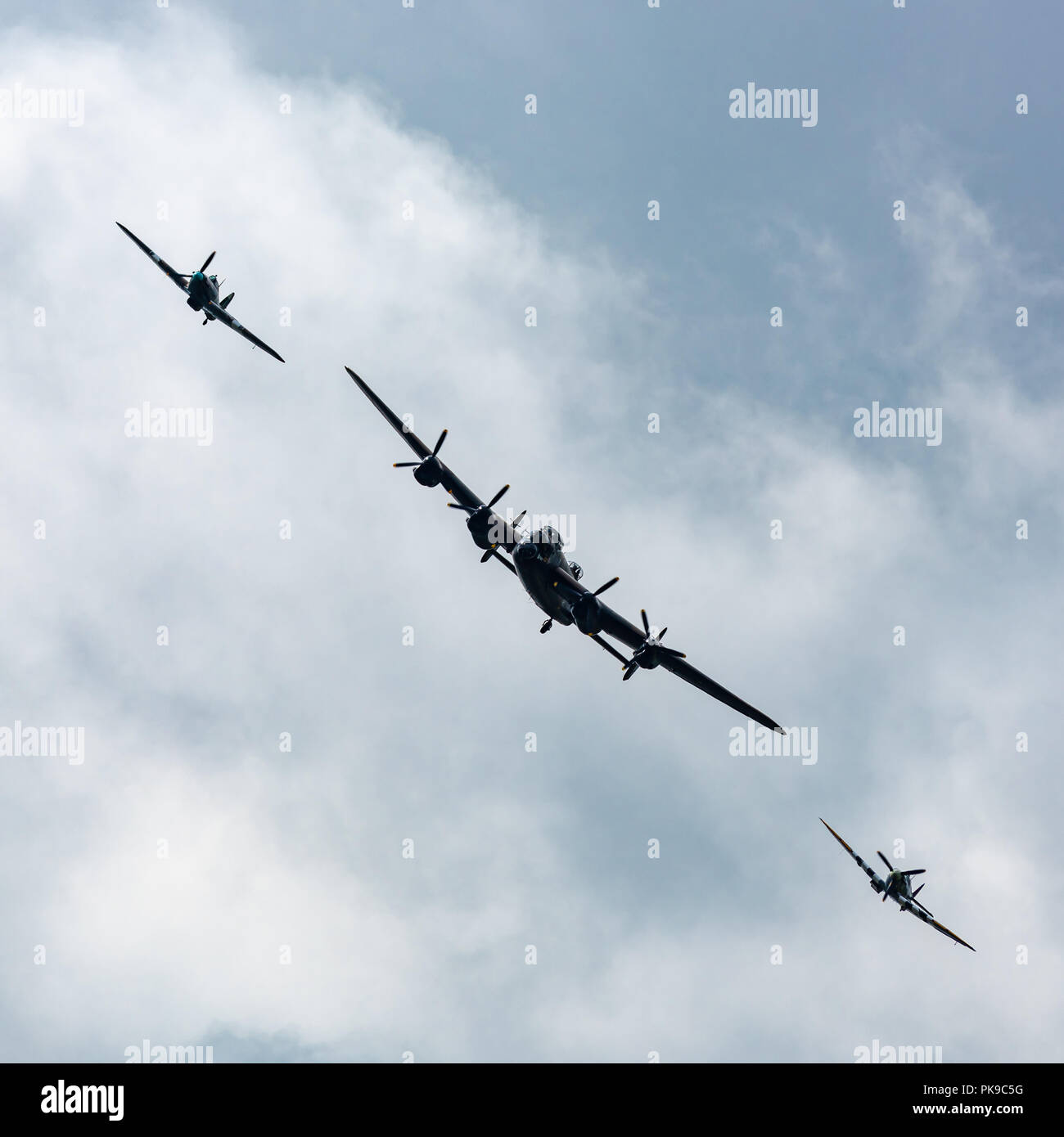 Spitfire hurricane lancaster hi-res stock photography and images - Alamy