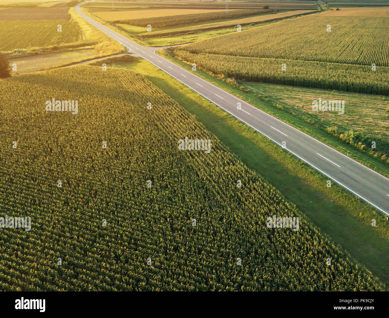 Two lane road hi-res stock photography and images - Alamy