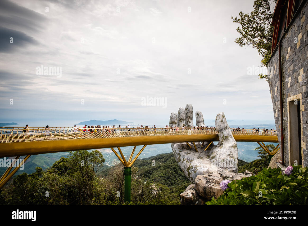 Cau vang bridge hi-res stock photography and images - Alamy