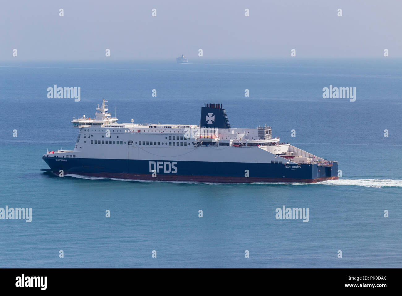 DFDS Ferry Leaving Port of Dover for France Stock Photo - Alamy
