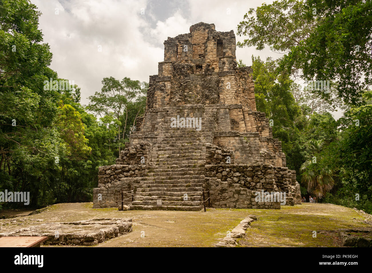 Chunyaxche muyil maya ruins hi-res stock photography and images - Alamy