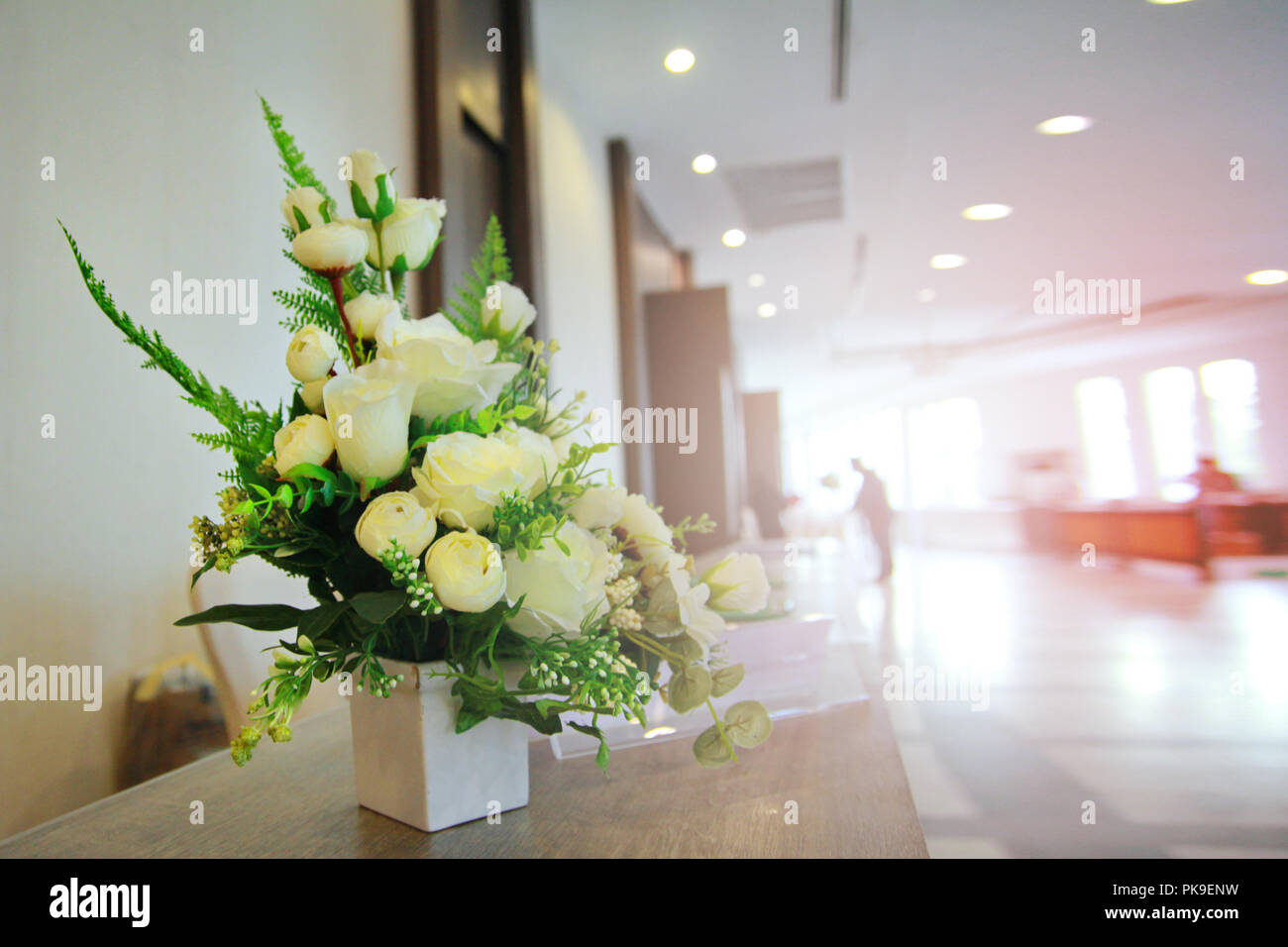 Flower microphone stand hi-res stock photography and images - Alamy