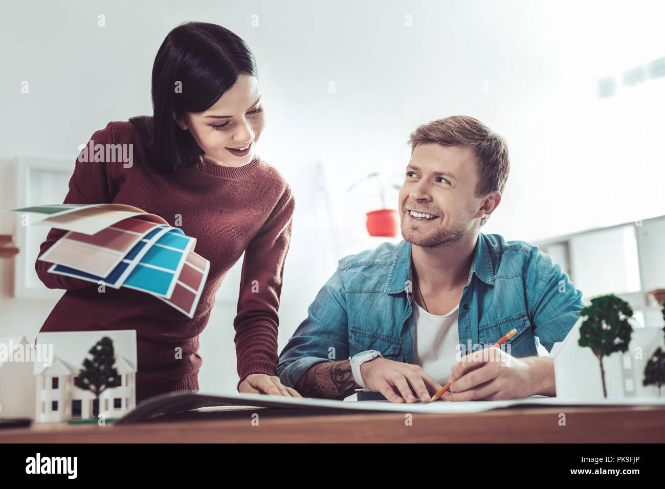 Team interaction hi-res stock photography and images - Alamy