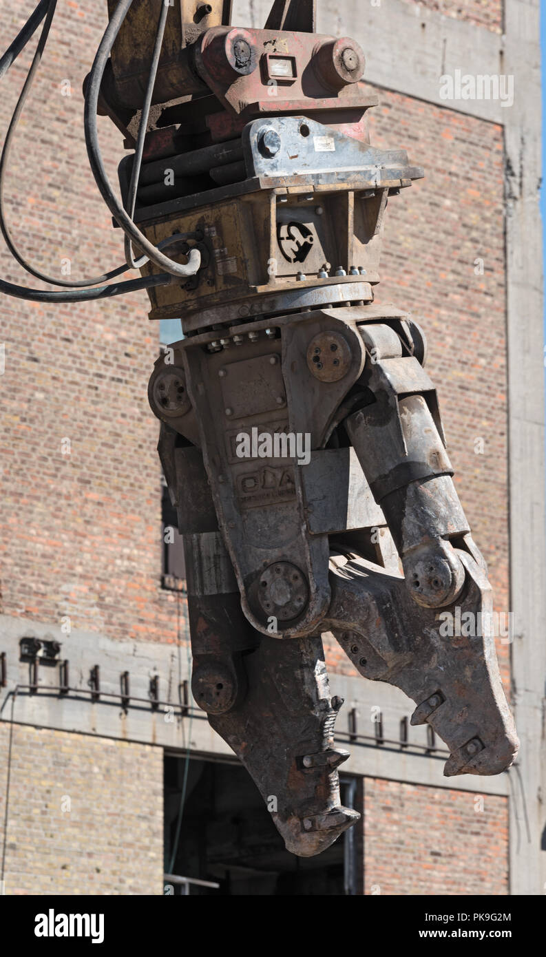 Grapple hi-res stock photography and images - Alamy