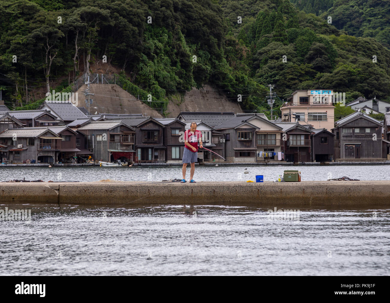 Japanese man fishing hi-res stock photography and images - Alamy