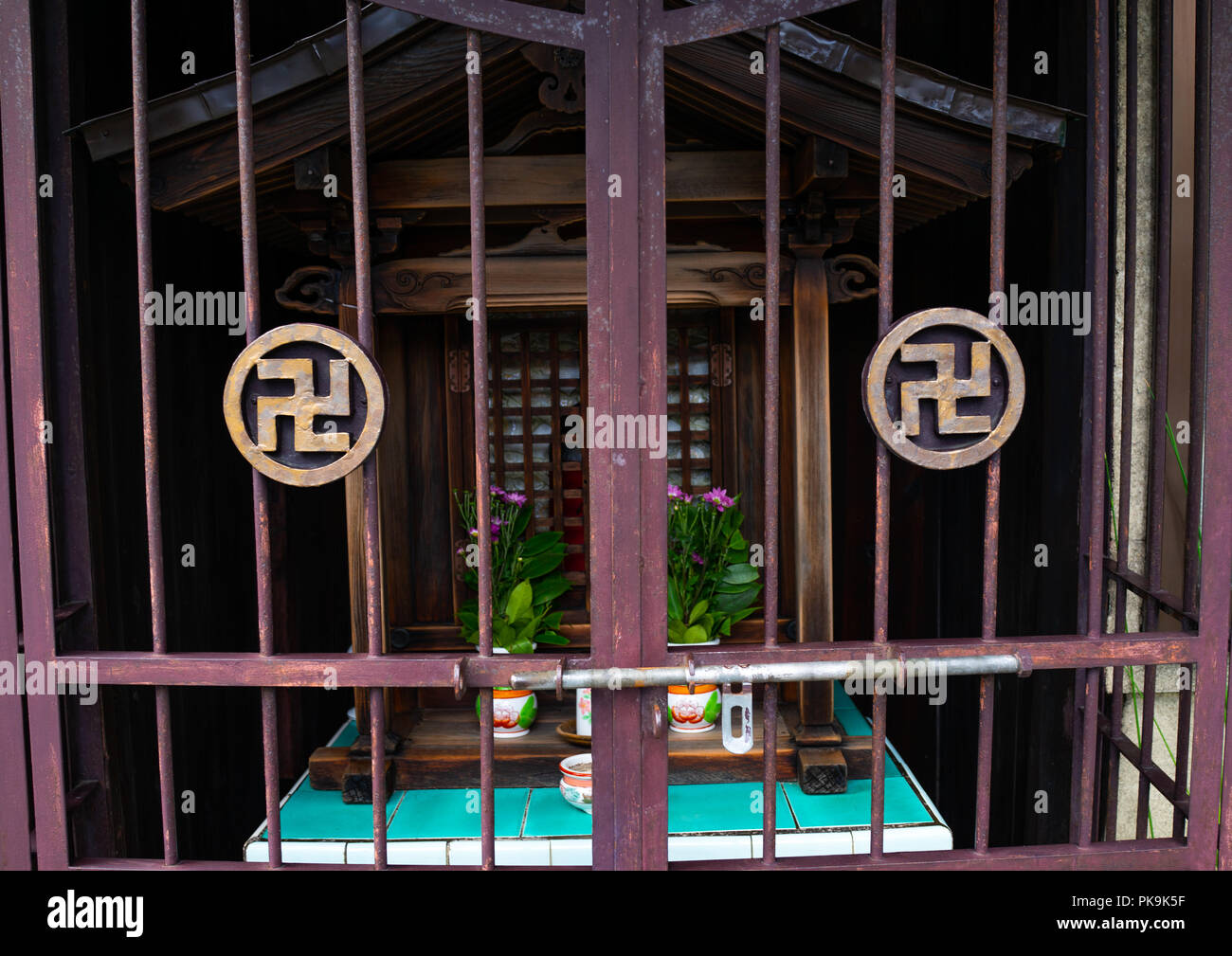 Swastika japan hi-res stock photography and images - Alamy