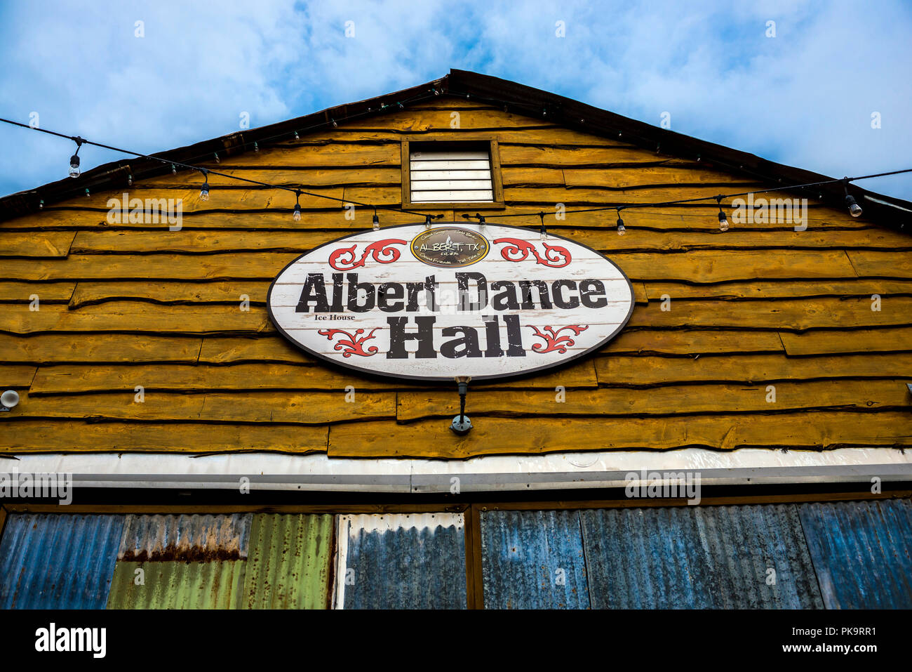 Rustic barn dance hi-res stock photography and images - Alamy