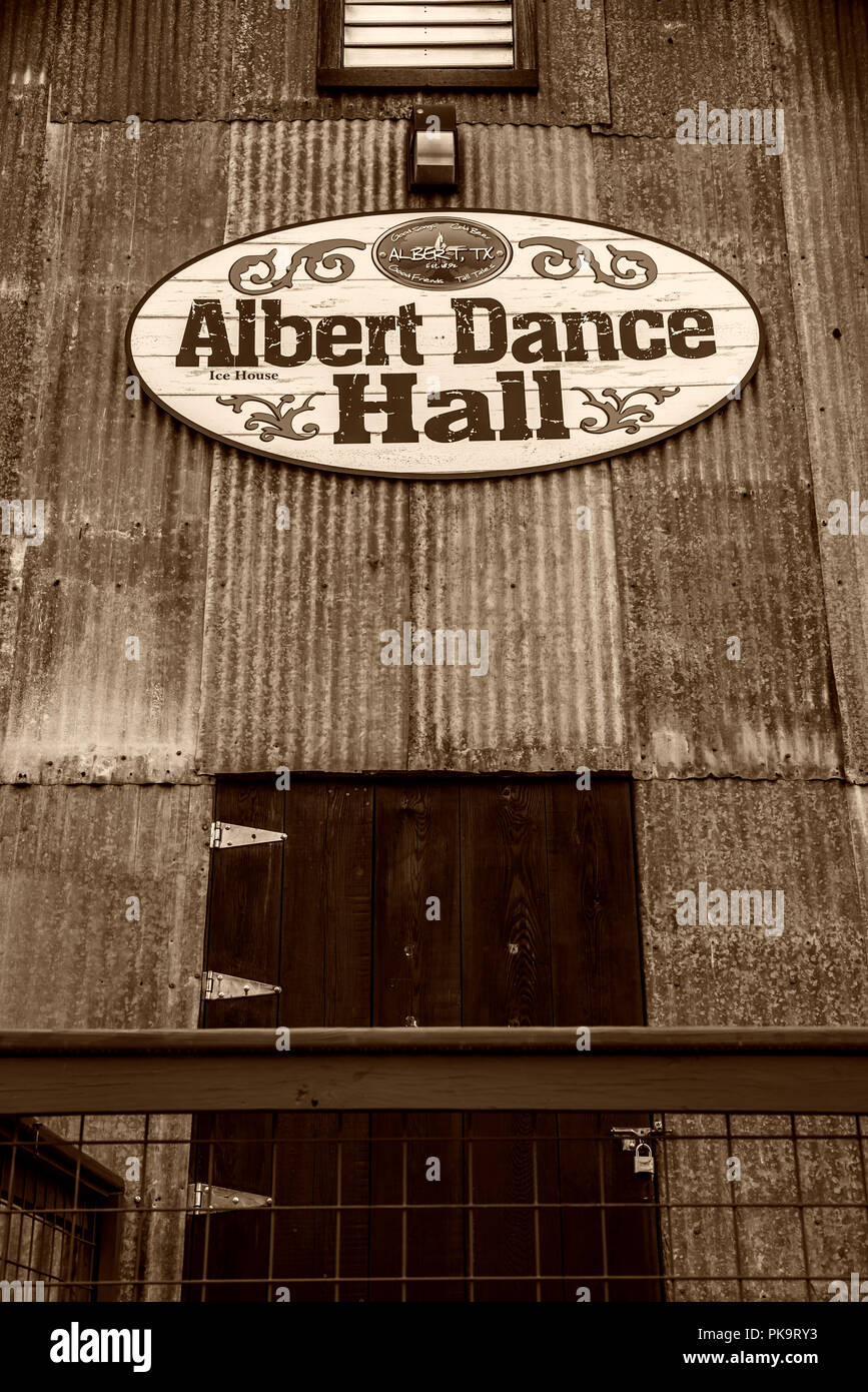 Rustic barn dance hi-res stock photography and images - Alamy