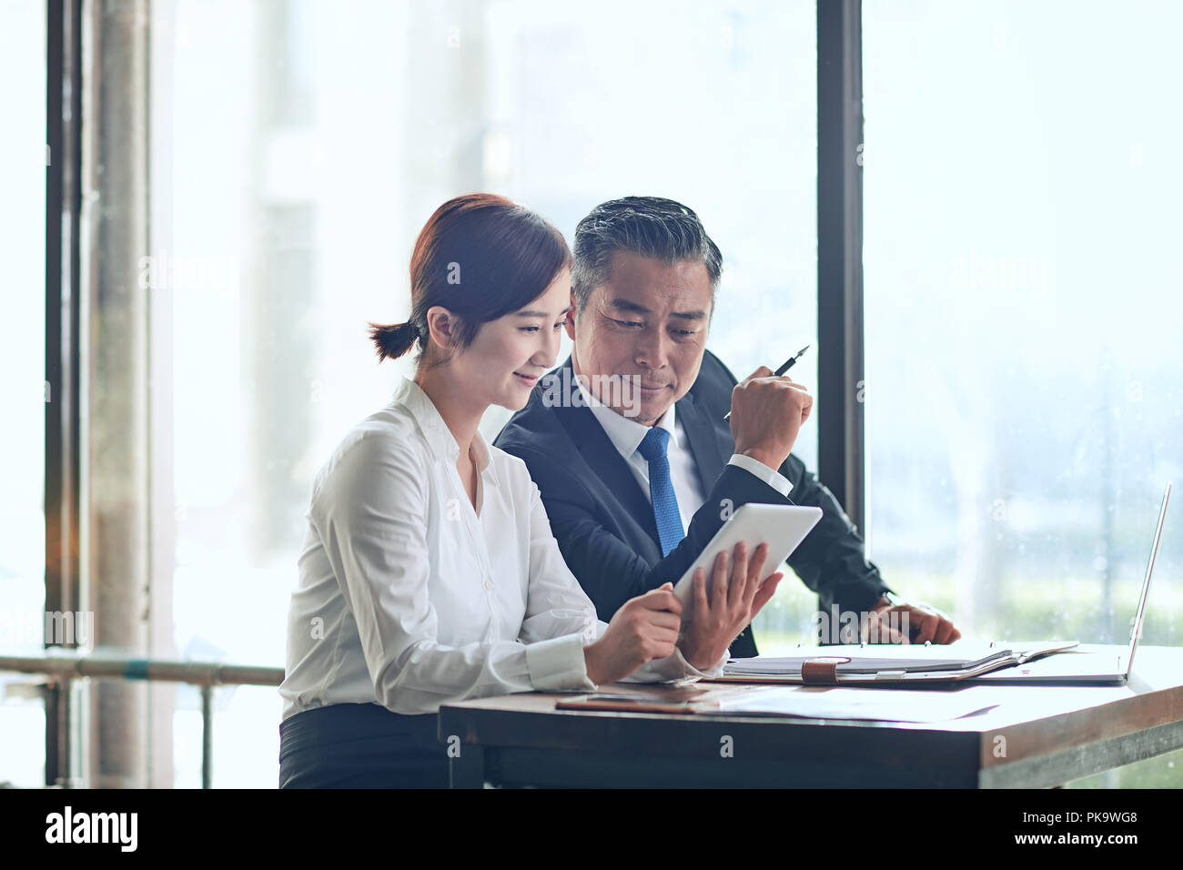 Sitting discussion authority leadership sitting discussion authority ...