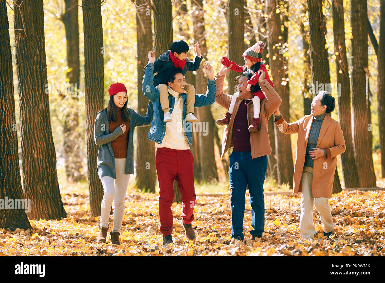 Happy family outdoor outing Stock Photo - Alamy