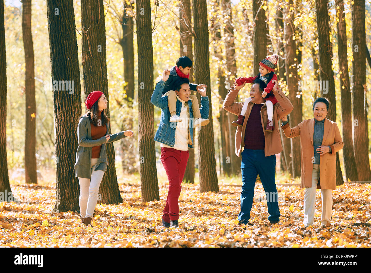 Happy family outdoor outing Stock Photo - Alamy
