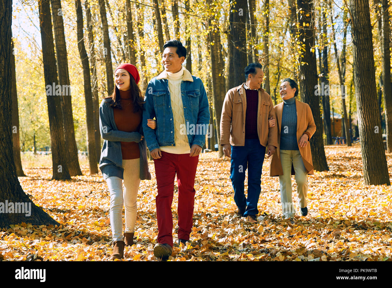 Happy family outdoor outing Stock Photo - Alamy
