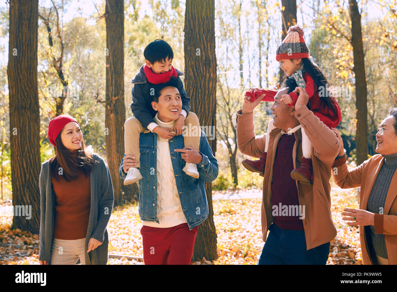 Happy family outdoor outing Stock Photo - Alamy