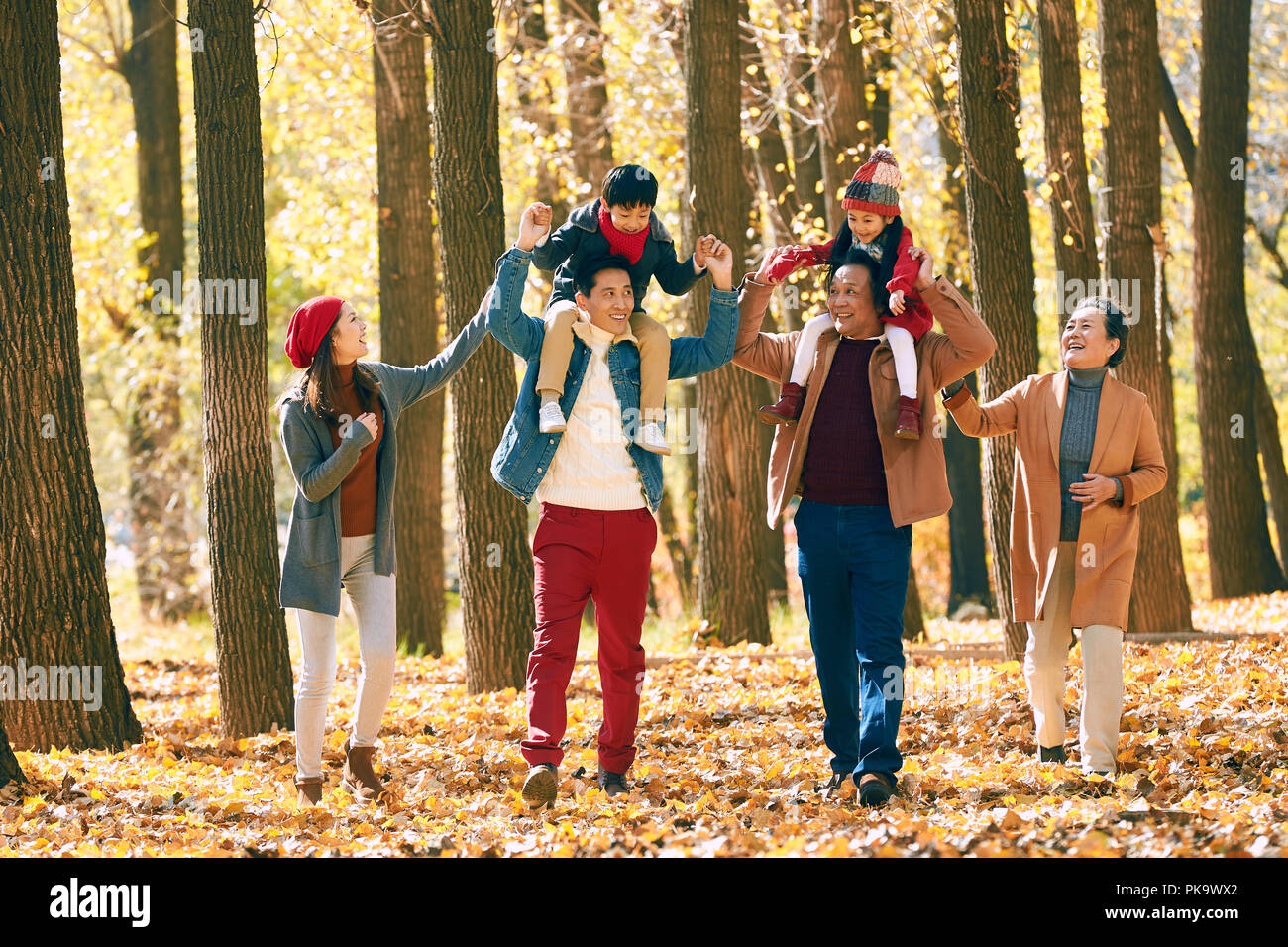Happy family outdoor outing Stock Photo - Alamy