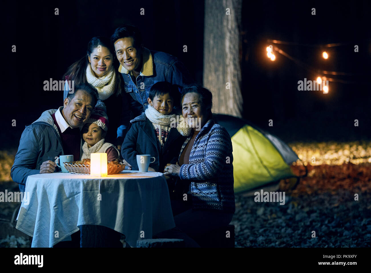 Happy family outdoor outing Stock Photo - Alamy